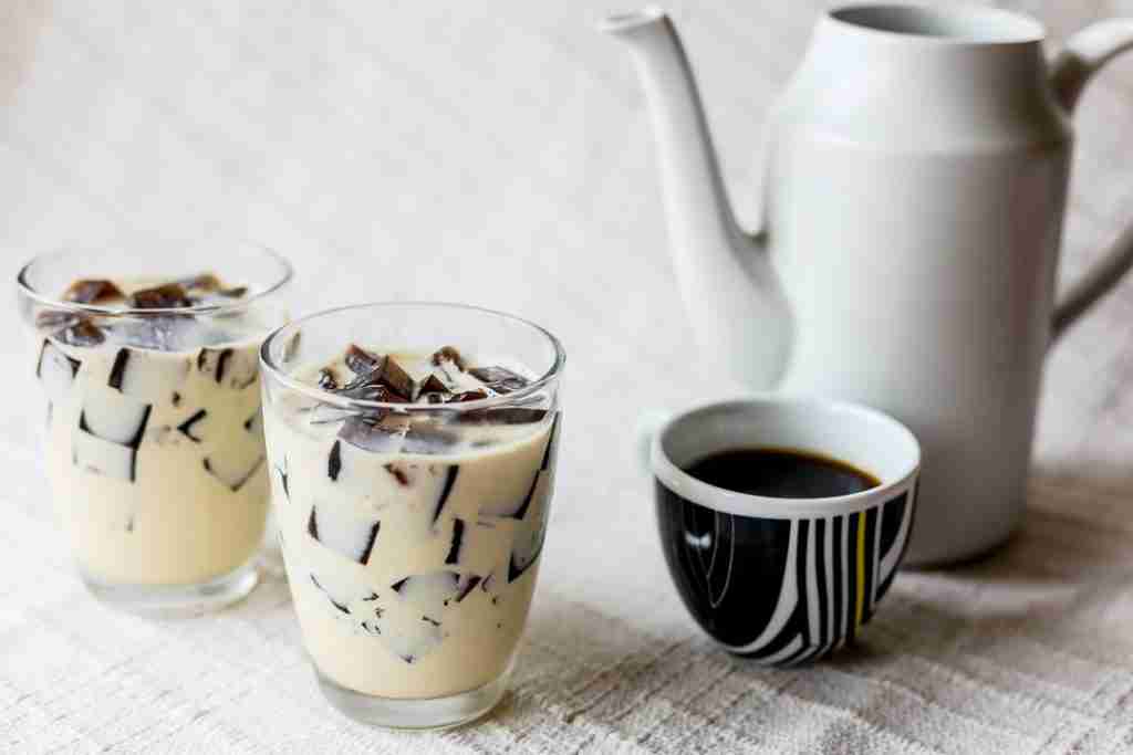 What is Yuen Yeung, Coffee & Milk Tea? - Coffee Informer